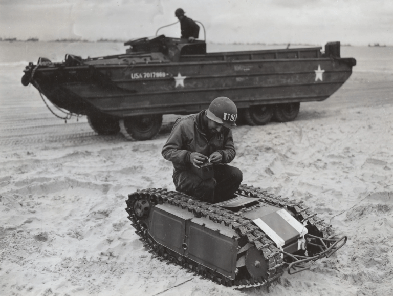 German Goliath tracked mine WW2 – Military Battle Zone